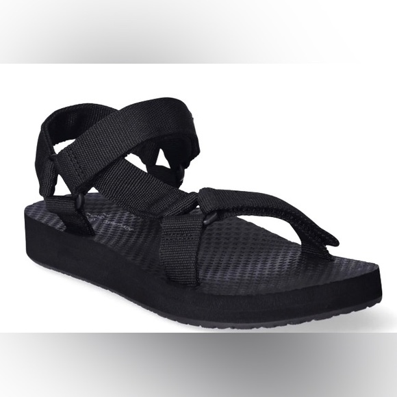 Time and Tru | Shoes | Time And Tru Womens Nature Sandals | Poshmark